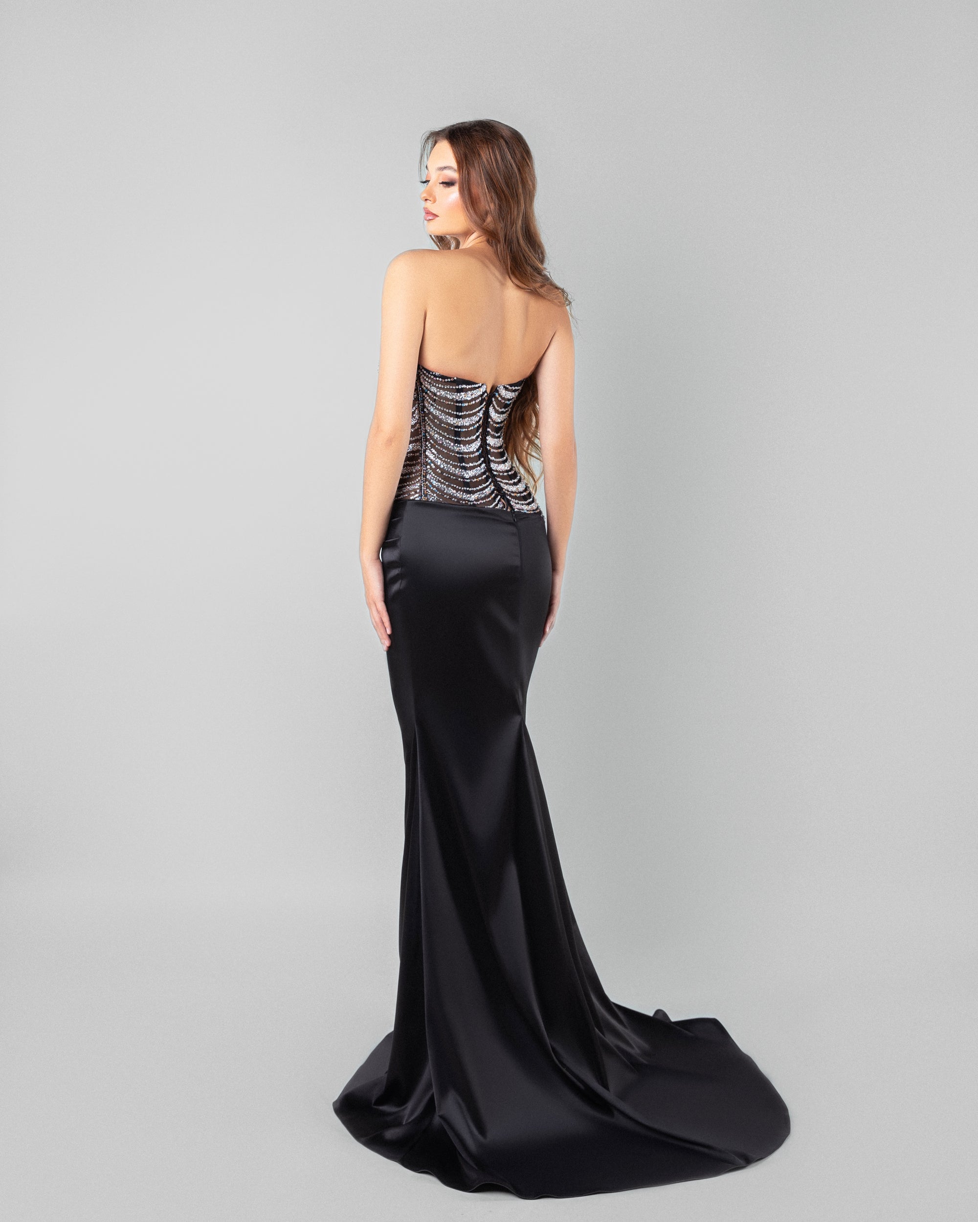 Long Dress with wave style sequins